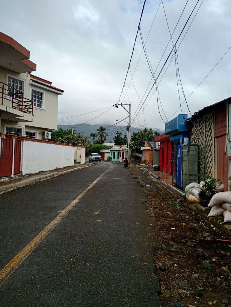 One neighborhood at a time… – Less of me, more of You//Más de Ti, menos ...